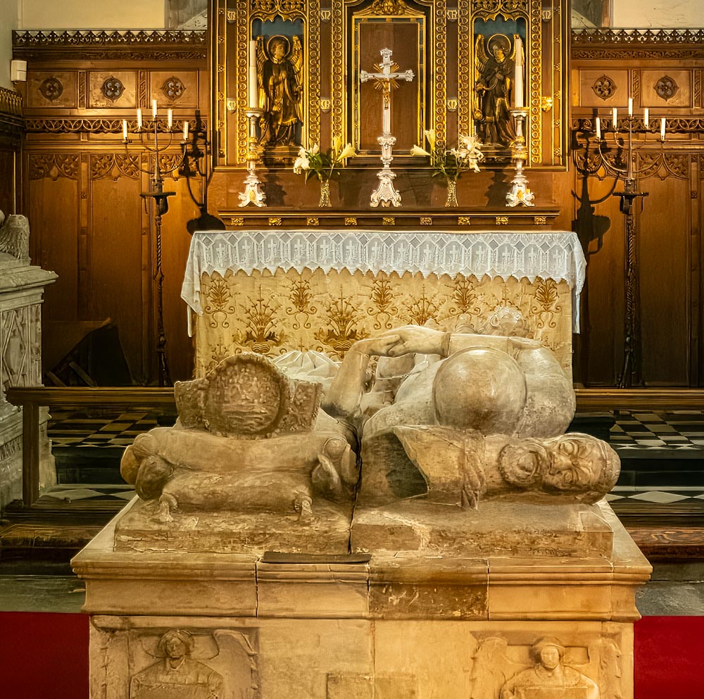 Pillow – Photo Haiku